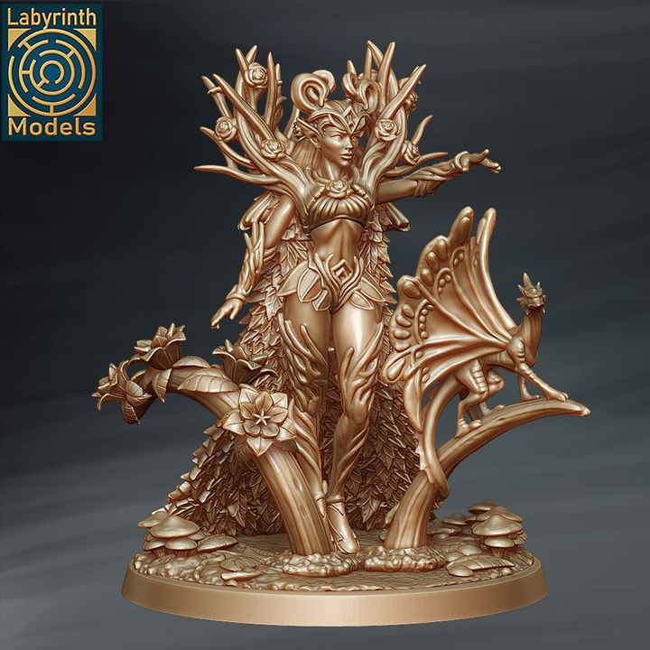 3D Printable Dryad Queen - 32mm scale by Labyrinth Models